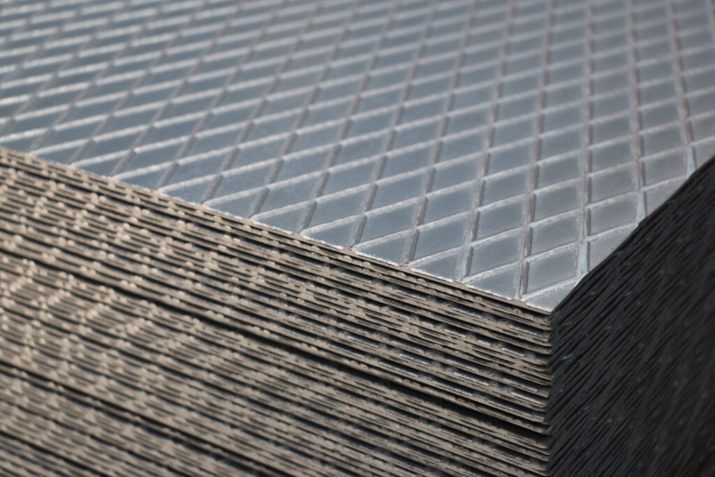 Lamiera Striata Nera, In Ferro In S235JR 3x750x3000 Mm